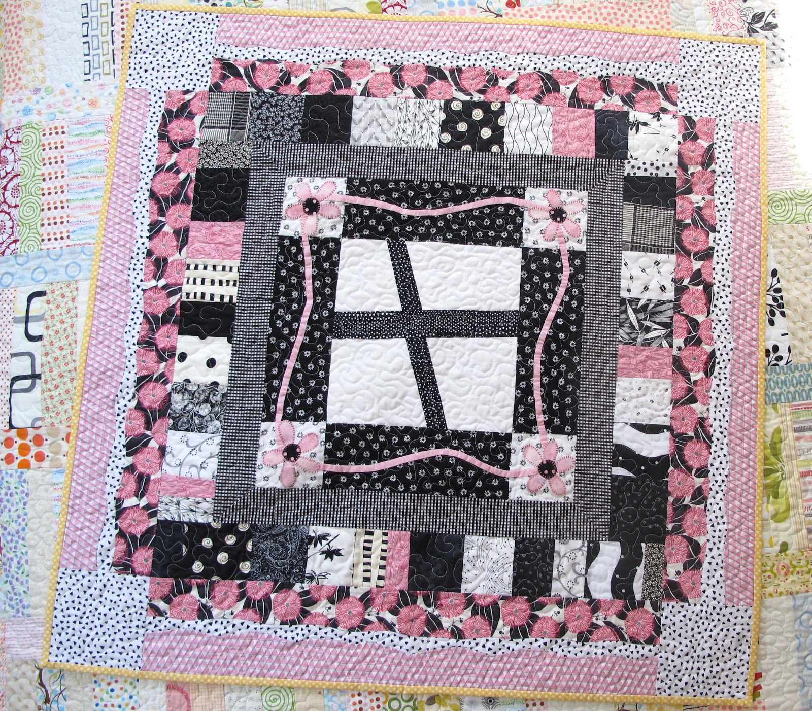 Dining Room Empire: Girlie Quilt