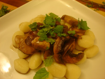 anymonkeycan: MUSHROOM GNOCCHI MARSALA WITH MINT & WALNUTS (a 2-3 ...