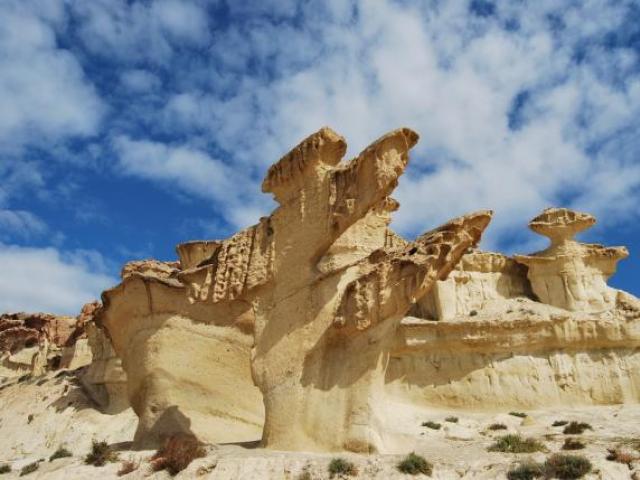 "GEOLOGIA": FORMACIONES KÁRSTICAS