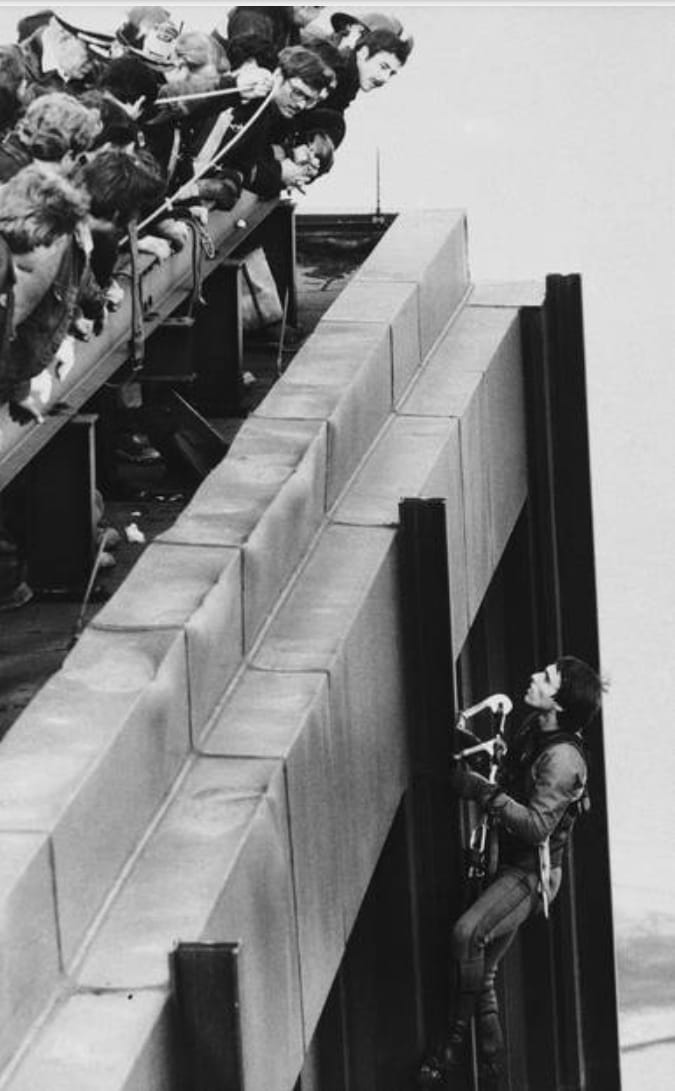 The Digital Research Library of Illinois History Journal™ : Dan Goodwin ...