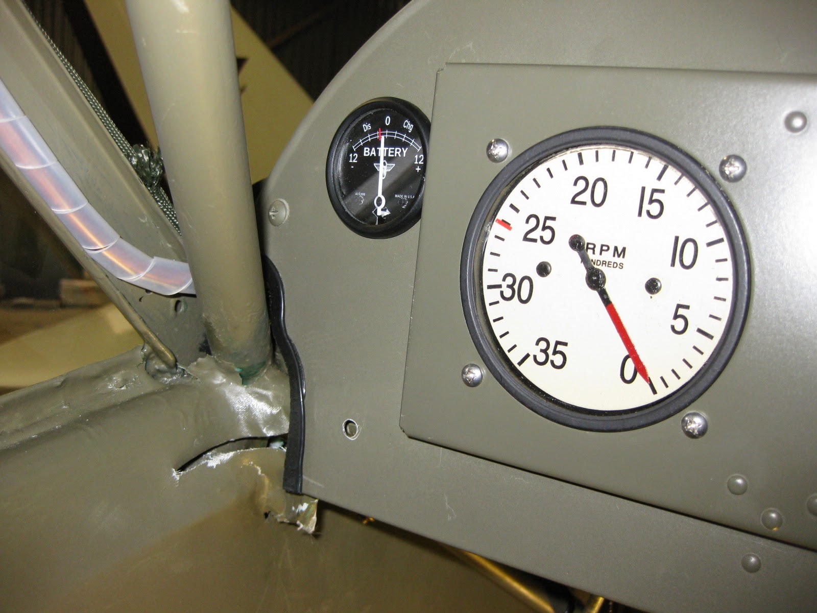 Piper L-4J Grasshopper "LN-MAV": Instrument panel