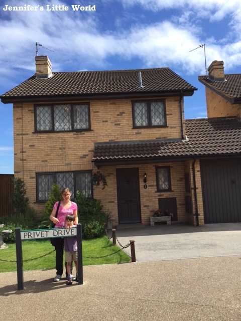 Jennifer's Little World blog - Parenting, craft and travel: The Warner ...