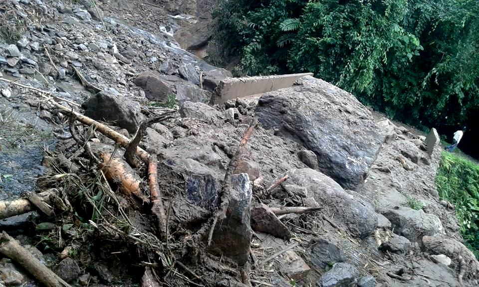 The Great Indian Mango People: Darjeeling Landslide!