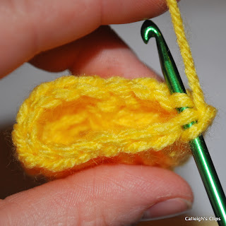 Calleigh's Clips & Crochet Creations: Fire Hydrant Applique Crochet Pattern