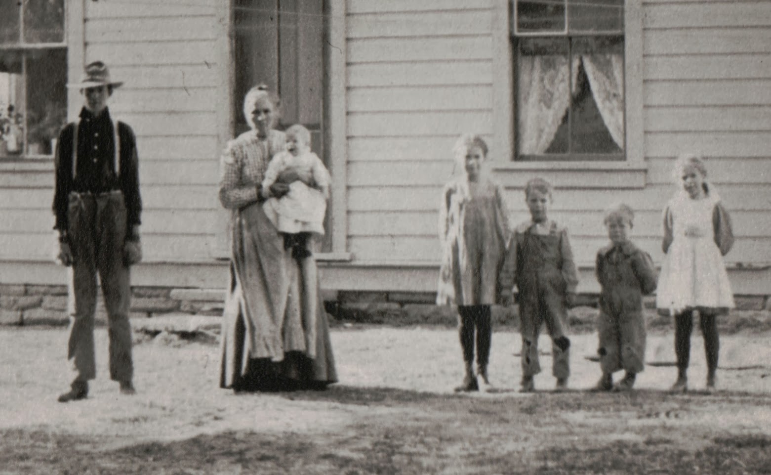 Rodney and Emeline Mahoney: Sweat family photos