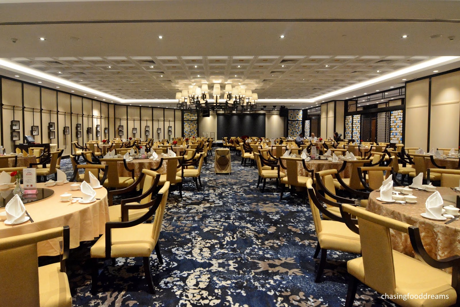 CHASING FOOD DREAMS: CNY Menu 2017 @ Zuan Yuan, One World Hotel