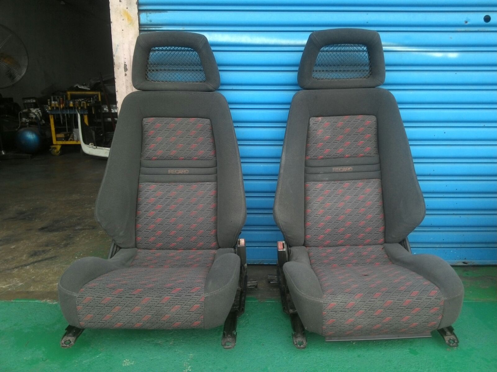 Dingz Garage: Seat Bucket Recaro Fishnet