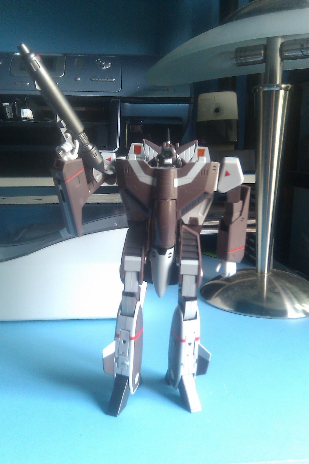 A Review of Jack Archer's YF-1R Veritech from Toynami's Robotech ...