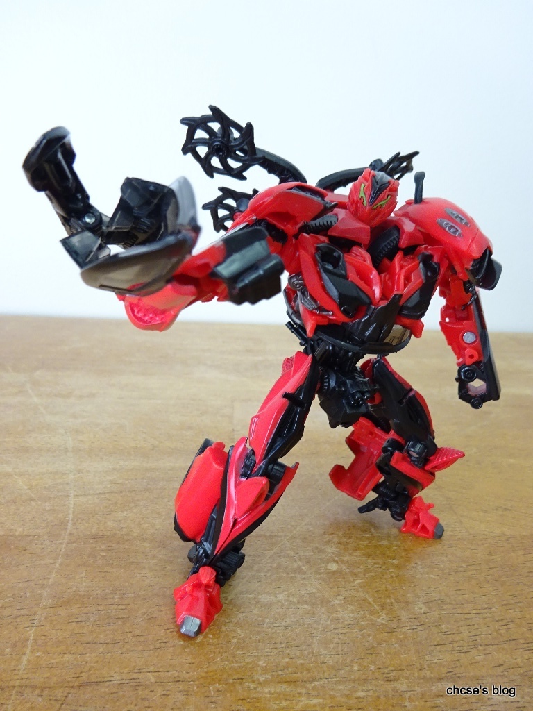 ChCse's blog: Toy Review: Transformers Generations Studio Series Stinger