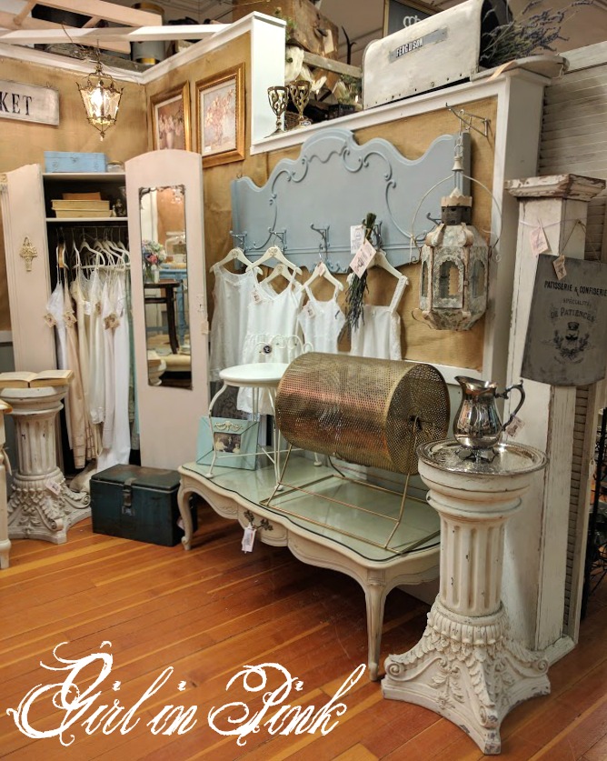 Girl in Pink: Loving My New (Bigger) Booth at Camas Antiques!