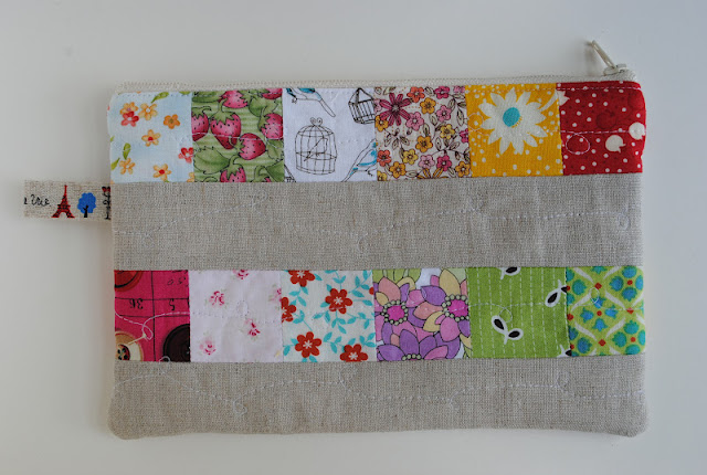 1/4" mark: Patchwork Zippered pouches