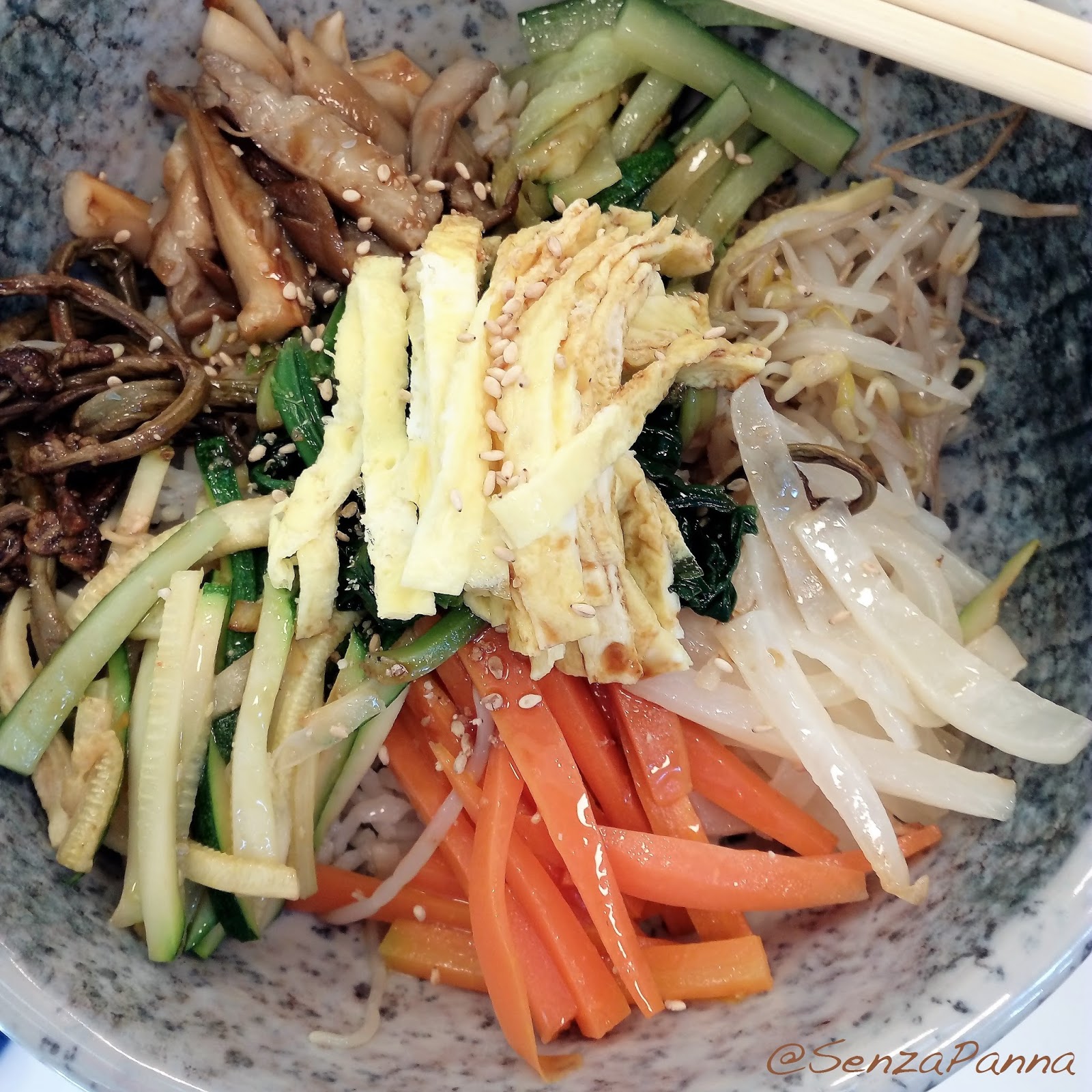 SenzaPanna: Bibimbap. Riso coreano con carne e verdure. La ricetta del ...