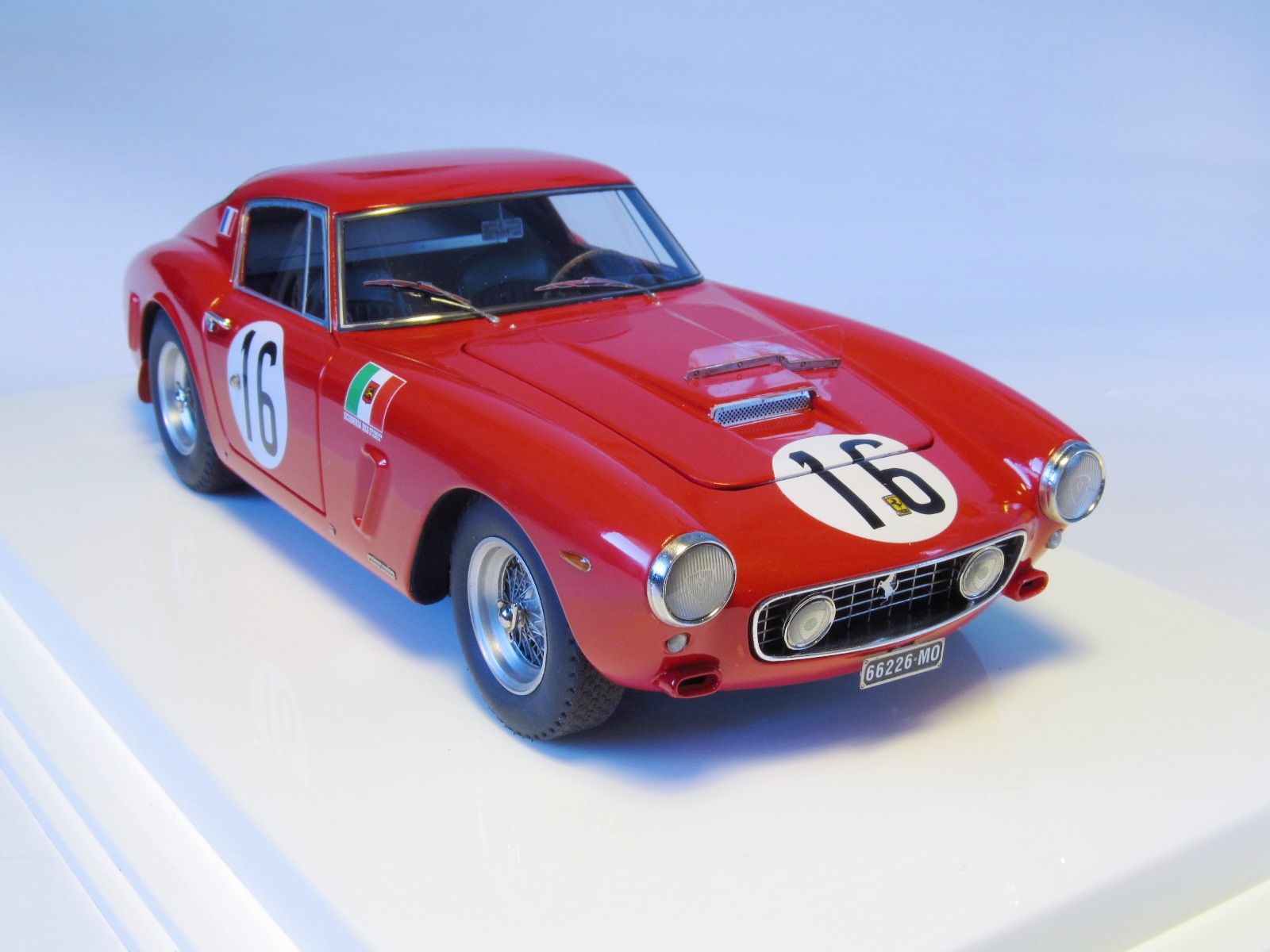 Cico Gallery: Ferrari 250 GT SWB - Tecnomodel 1/24 - By DN Racing