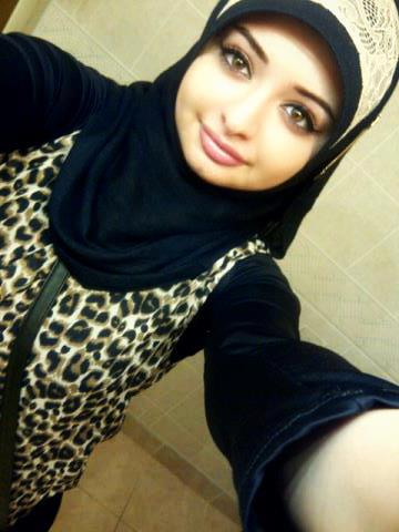 Arabian girls are the most beautiful in the world: Cute Lebanese