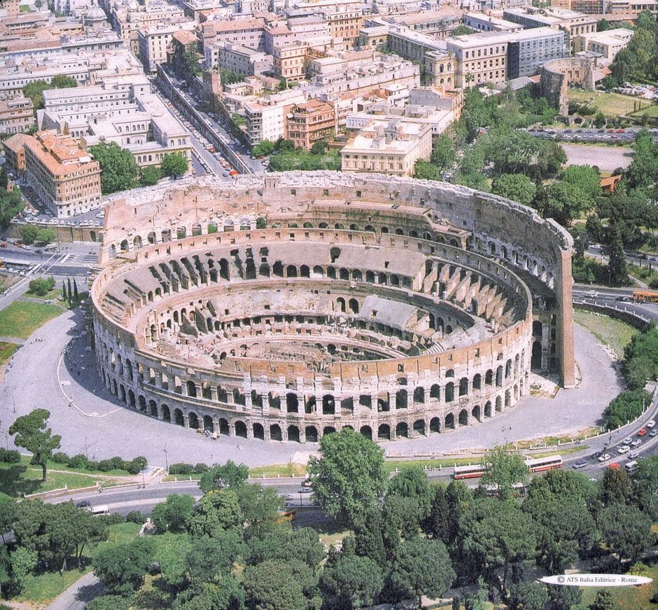MOMUMENTUM: El Coliseo de Roma