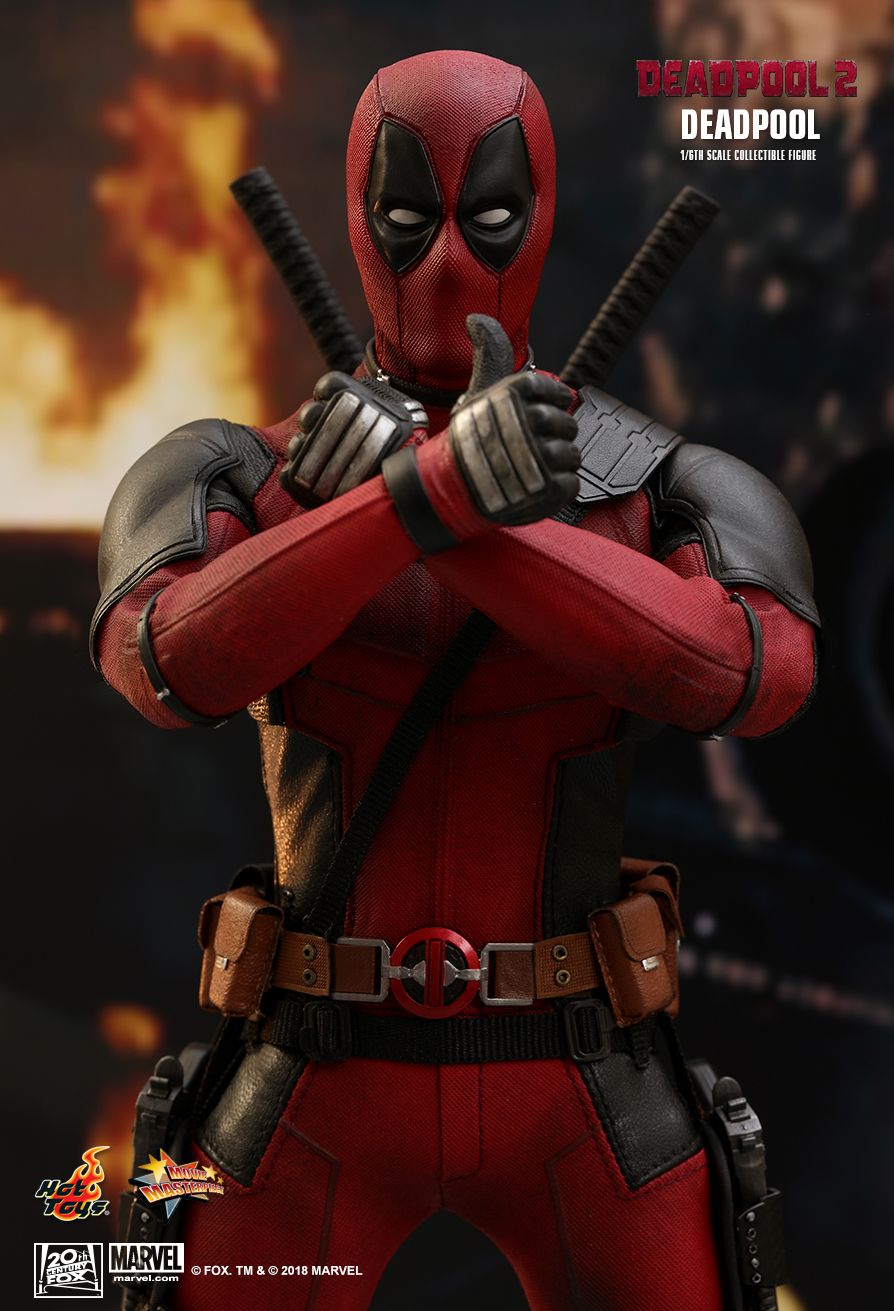 toyhaven: Preview Pics of Hot Toys MMS490 Deadpool 2 1/6th scale ...