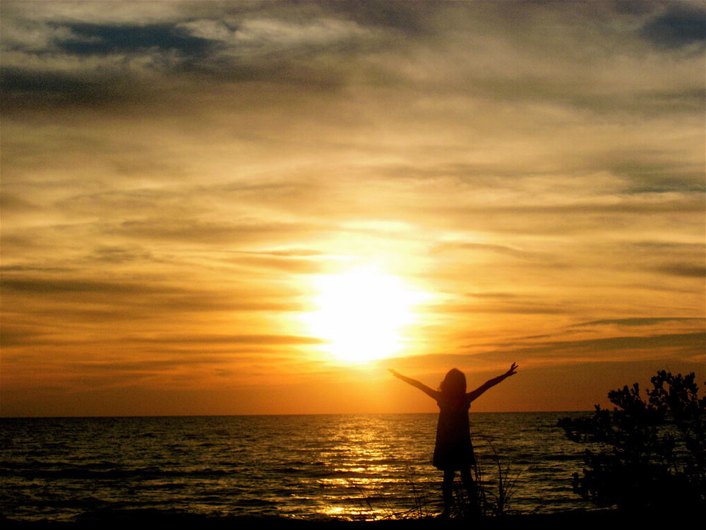 Cada momento es único, no hay instantes vacíos.: Sé como el sol...