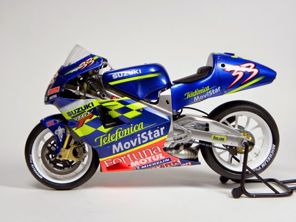 Suzuki RGV 500 Γ A.Ryo 2001 by The uesan's Page - Racing Tempe