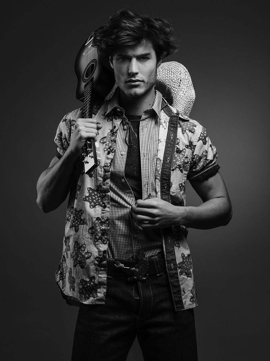 Emilio Flores & Dorian Reeves by Justin Violini | JON | Homotography