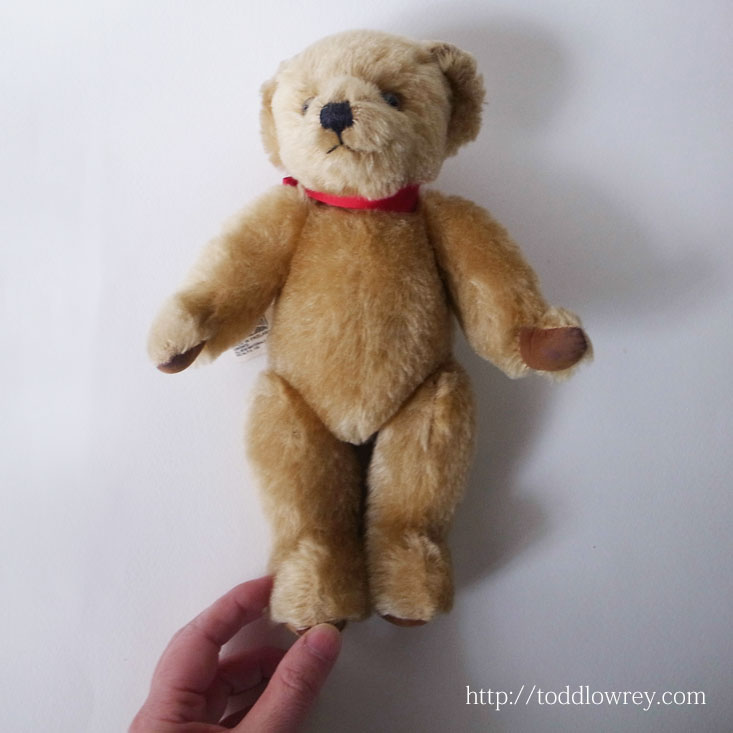 Todd Lowrey Antiques: 夢見るウィッシュボーン / Vintage MerryThought Teddy Bear