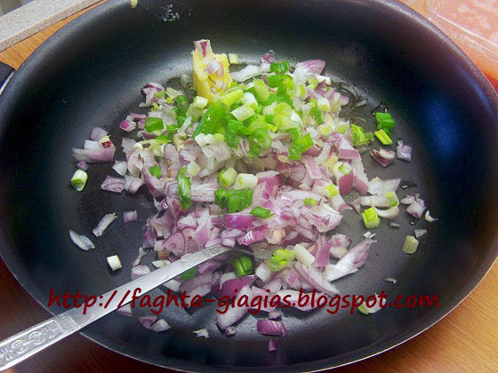 Ταραμοκεφτέδες με άσπρο ή κόκκινο ταραμά