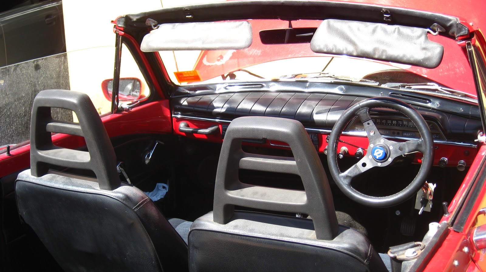 Aussie Old Parked Cars: 1968 Volvo 122 Convertible