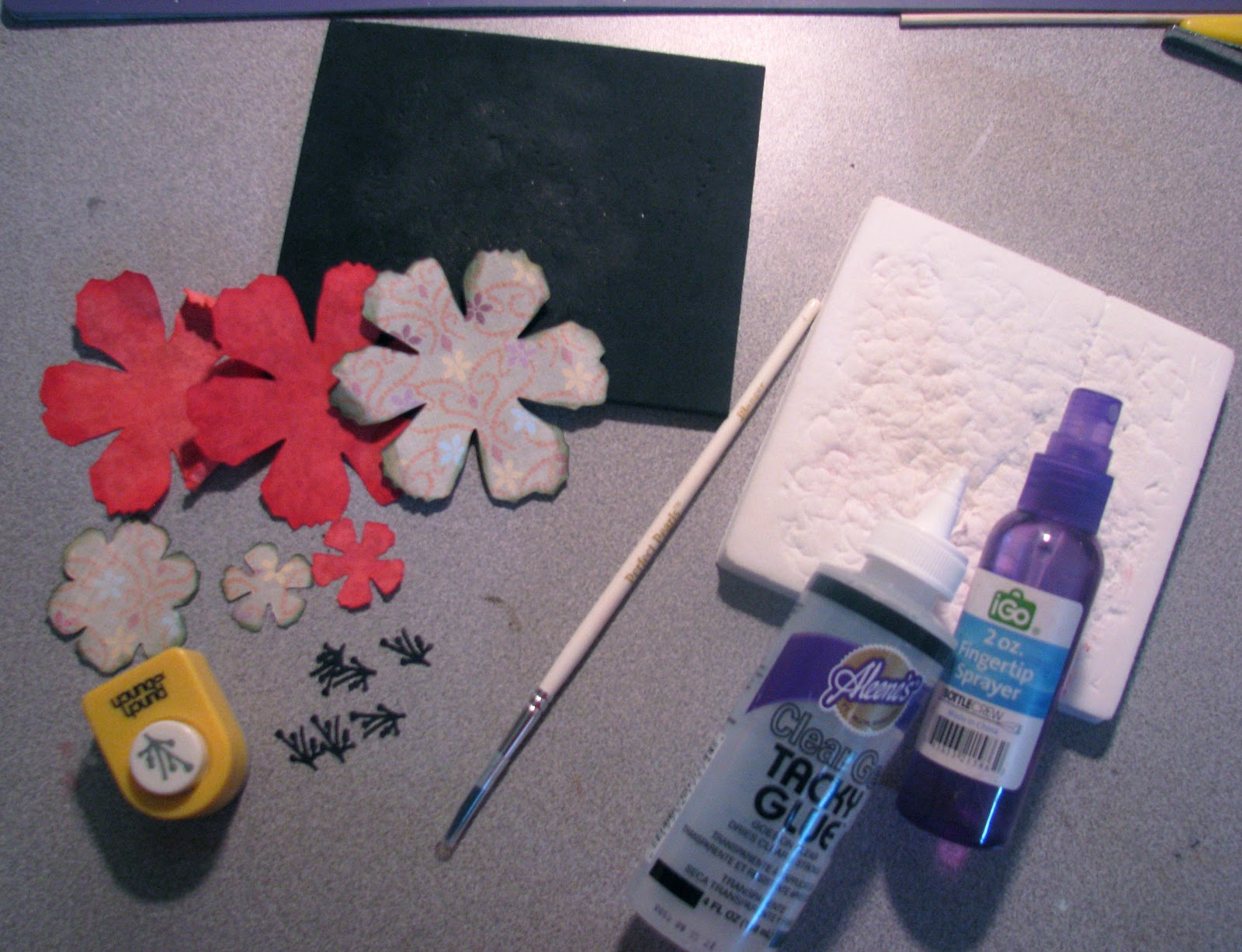 Stars 'N' Sparkles, Blooms 'N' Bling: Fiesta Flower Tutorial