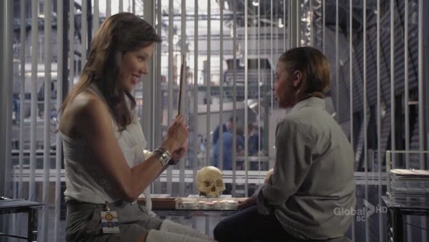 Historias de la Vieja Loba: Bones. Parker Booth. El Retorno del ...