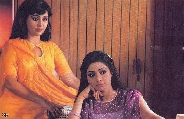 Sridevi: Sridevi and Kunal Goswami in Kalaakaar (1983)