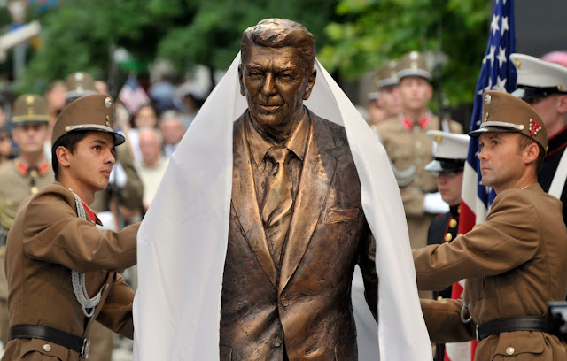 World War II in Pictures: President Reagan's Pointe du Hoc Speech