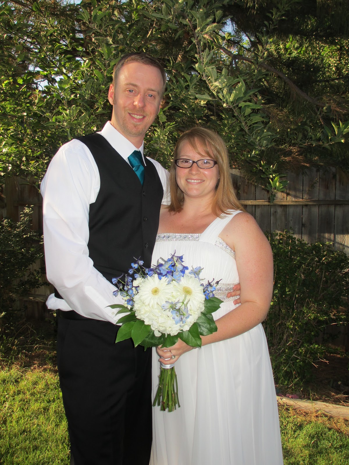 Idaho Ceremonies | Wedding Officiant : Garden Wedding of Melissa and Travis