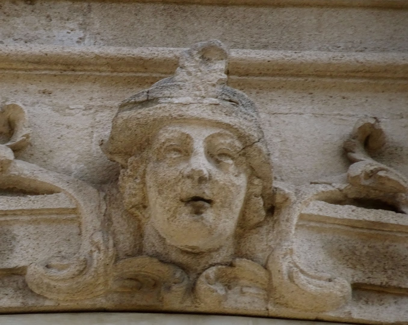 paumée: Avec l'ahuri