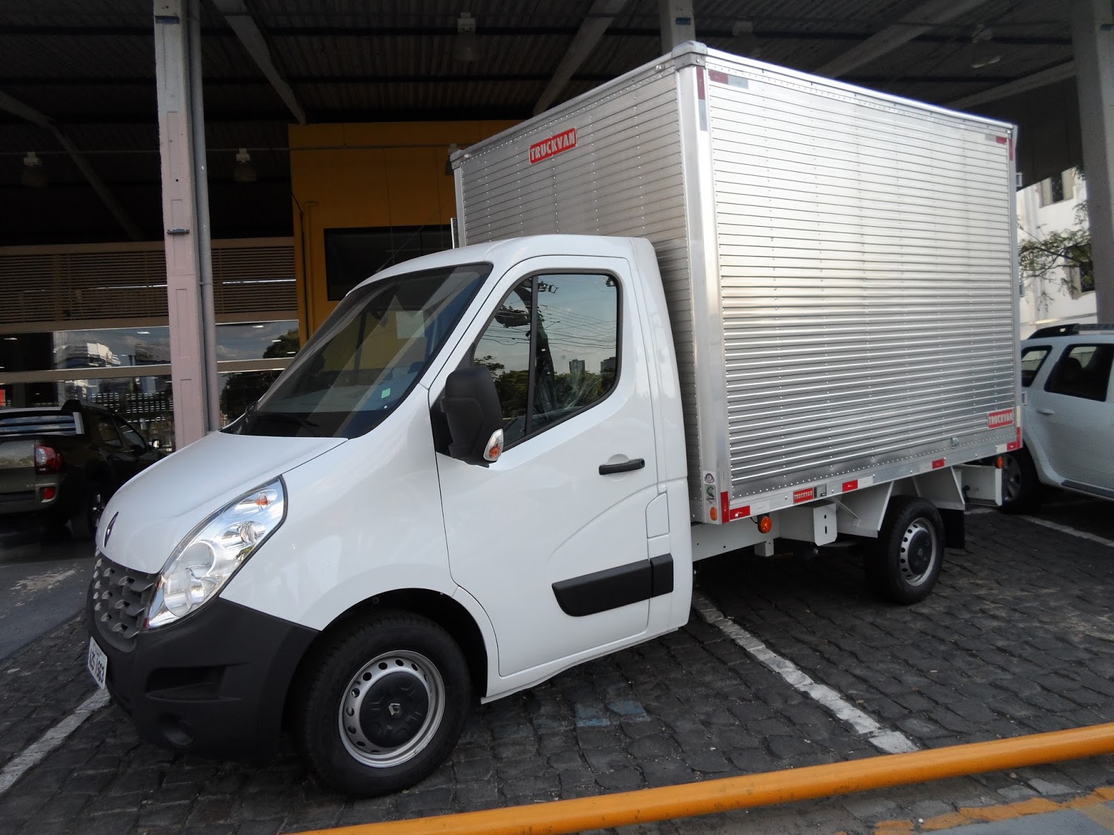 Renault Master Chassi-Cabine: solução para diversas atividades