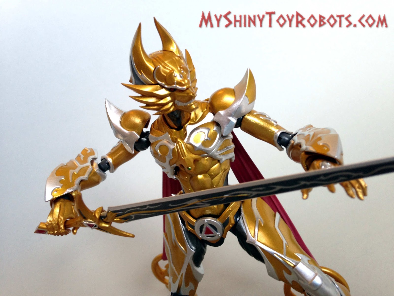 My Shiny Toy Robots: Toybox REVIEW: S.H. Figuarts Garo Leon Kokuin Ver.
