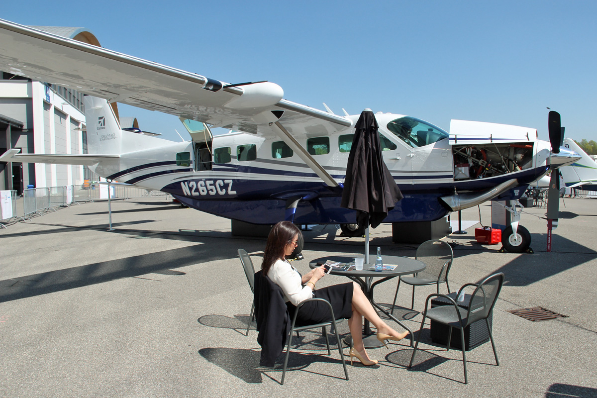 Eastwings: Cessna 208B Grand Caravan EX * Textron Aviation Inc ...