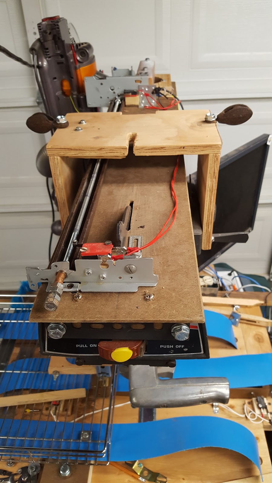 Chip's Wood Shop: DIY CNC Router from a Radial Arm Saw