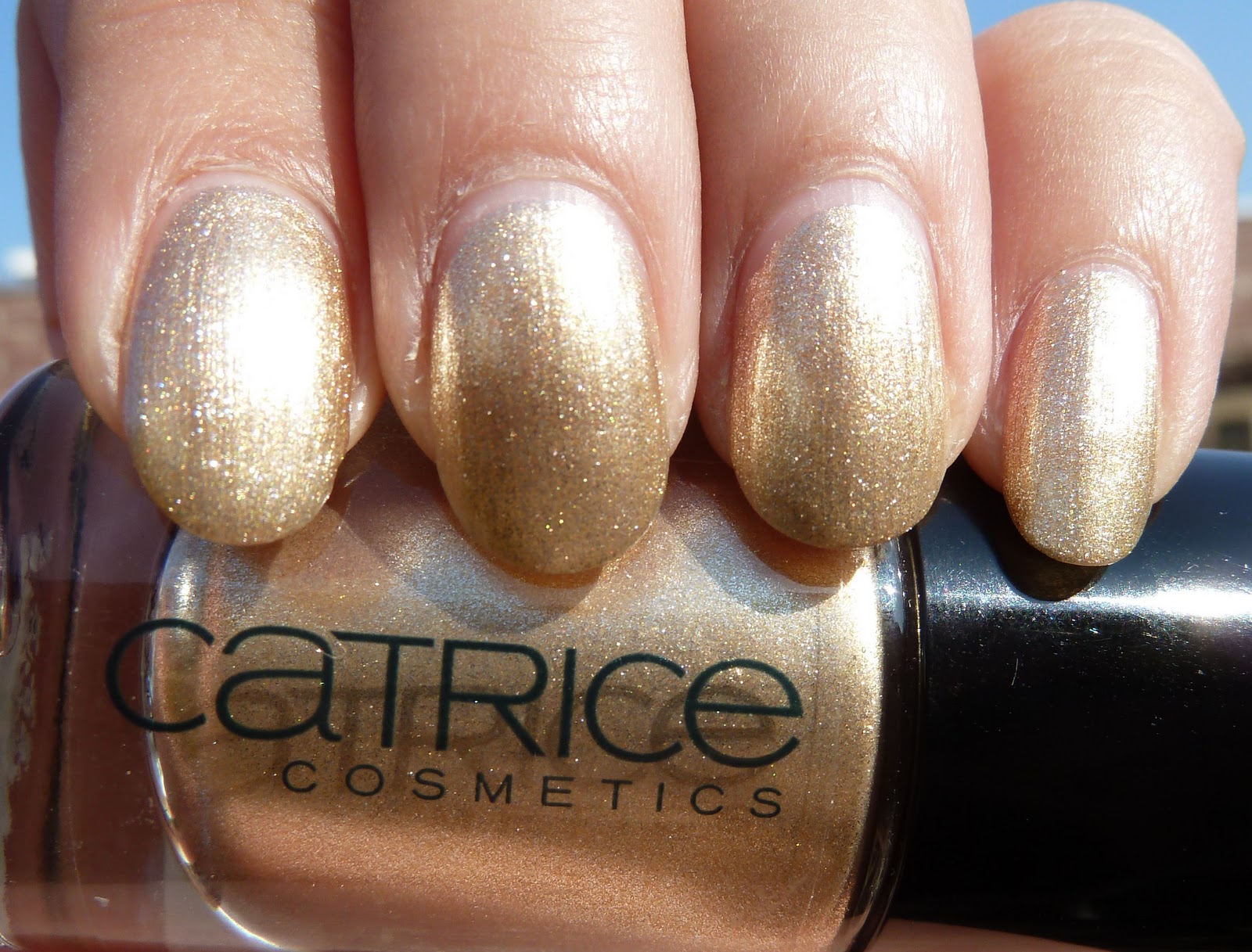 NailsByStephanie: FOTM: Catrice Goldfinger and GOSH Gold