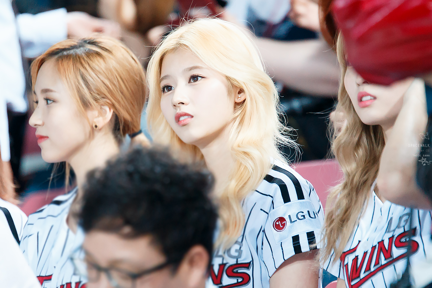 Joe's Twice Photo Blog: TWICE baseball stadium photos (173 pic) 160531