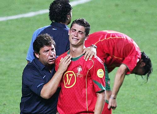 GALLERY FUNNY GAME: ronaldo crying photo - Cristiano Ronaldo Photo