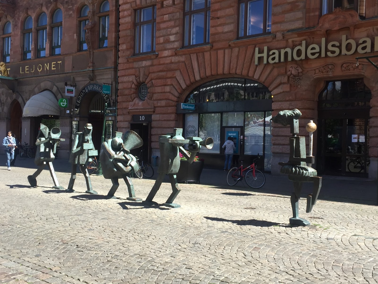Splash of Yellow: A day in Malmo, Sweden and what makes the Swedish ...
