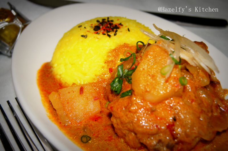 Dapur Perantau / Traveler's Kitchen: Resepi 20 : Nasi Kunyit n Kari Ayam