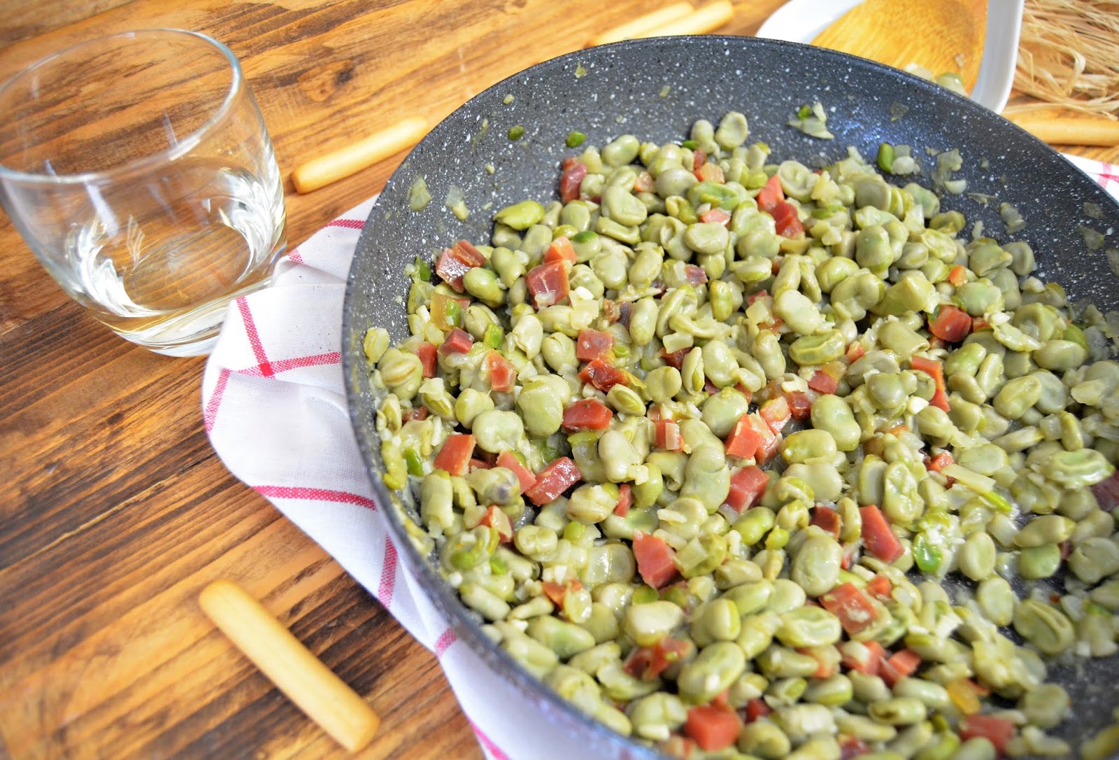 LAS DELICIAS DE MAYTE: HABAS CON JAMON (RECETA TRADICIONAL)