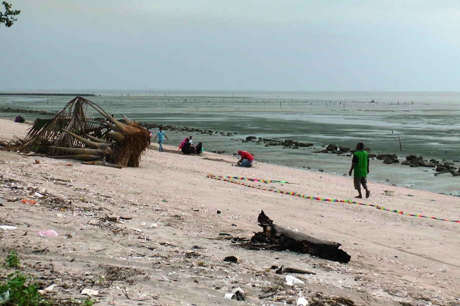 Fishing Spots in Kuala Lumpur & Selangor: Pantai Remis Beach