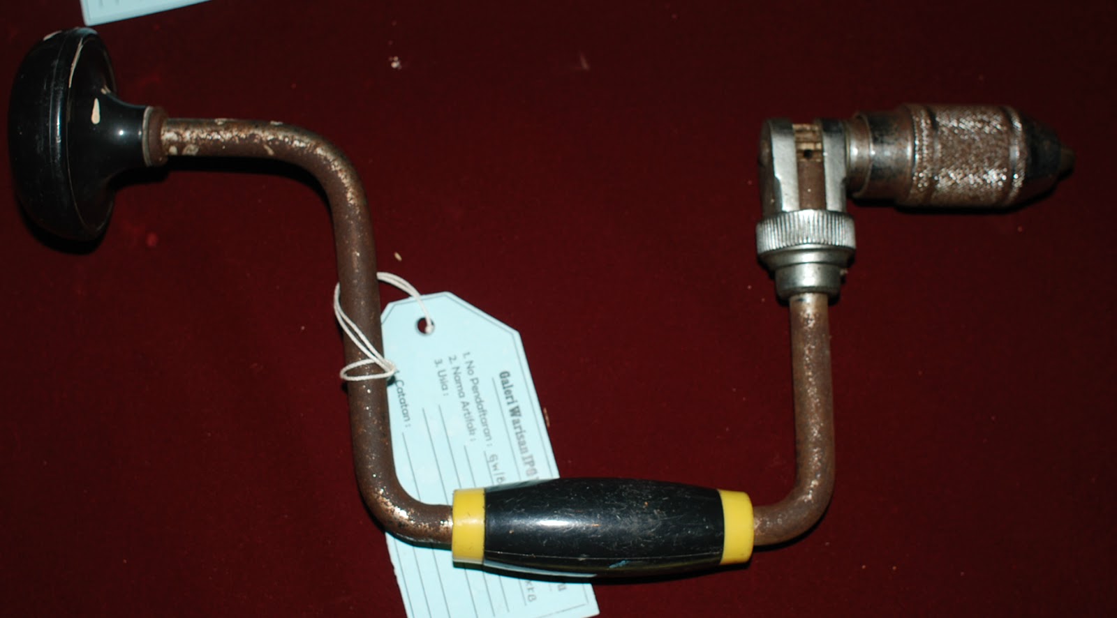 e-Galeri Warisan: Bahan Pameran