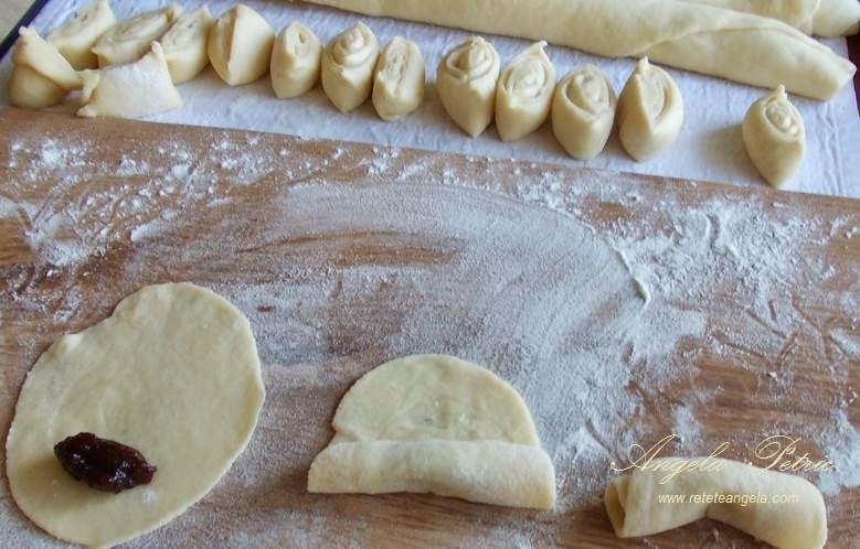 Cornulete fragede ~ Retete culinare simple si gustoase