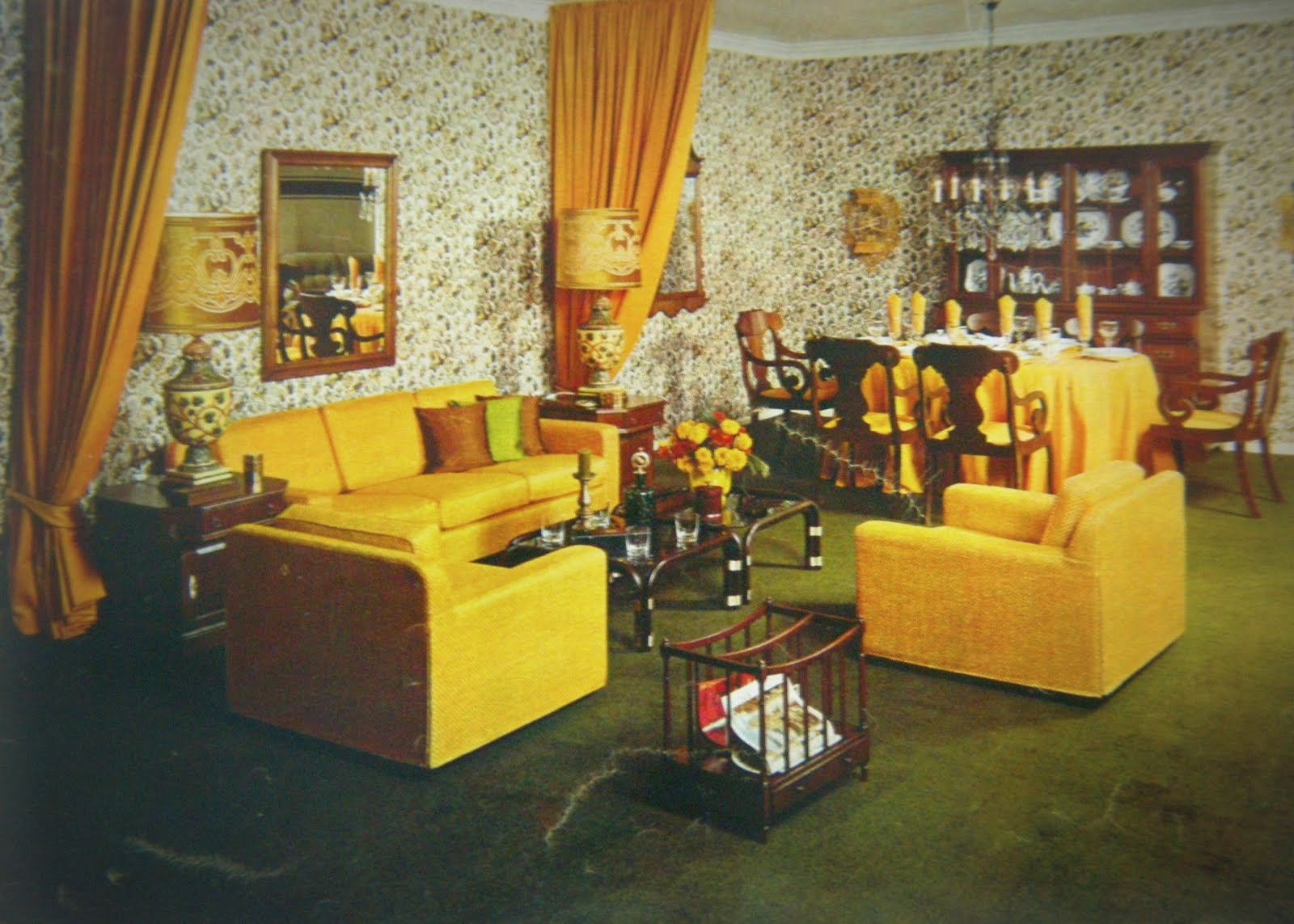 Spencer Alley: Mod Rooms