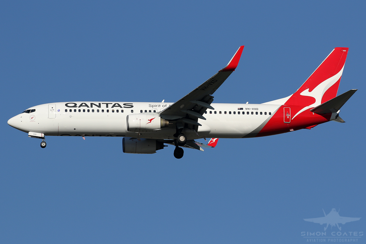 Central Queensland Plane Spotting: Qantas Boeing B737-800 VH-VXD in New ...