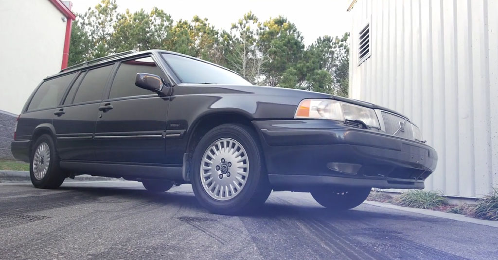 porelpiano: VOLVETTE = VOLVO + CORVETTE