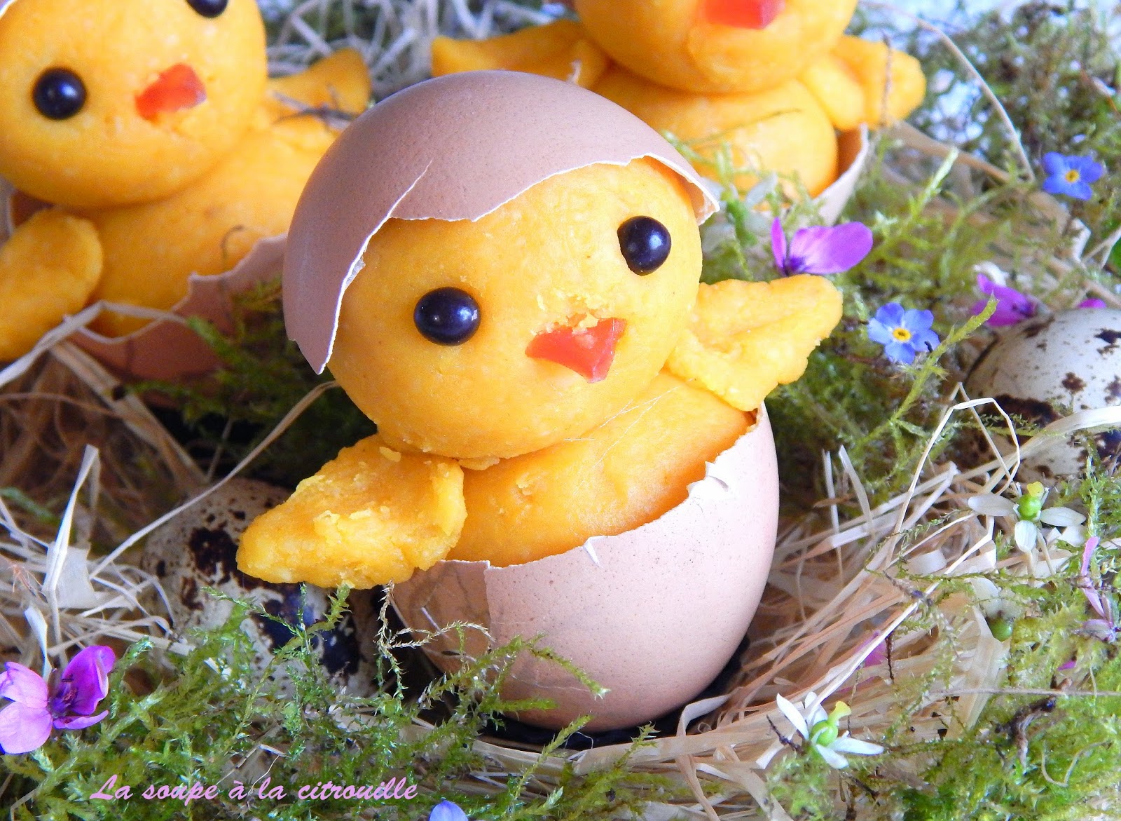 La soupe à la citrouille: Poussins de Pâques en pâte d'amande
