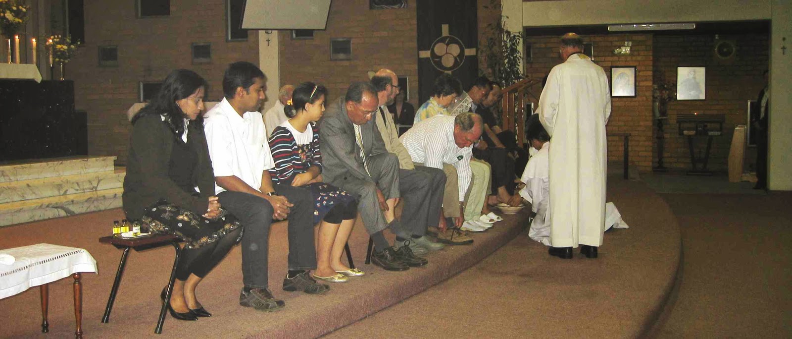 southern orders: HOLY FEET BATMAN!